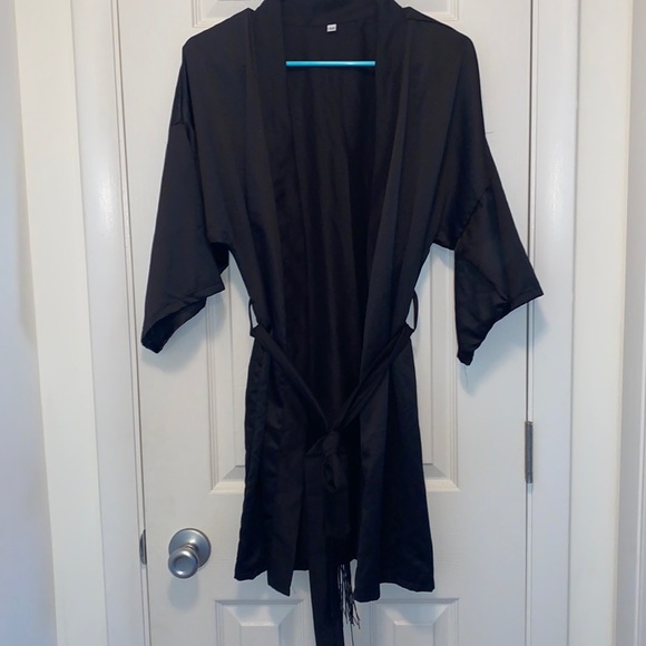 Intimates & Sleepwear | Silky Black Robe | Poshmark